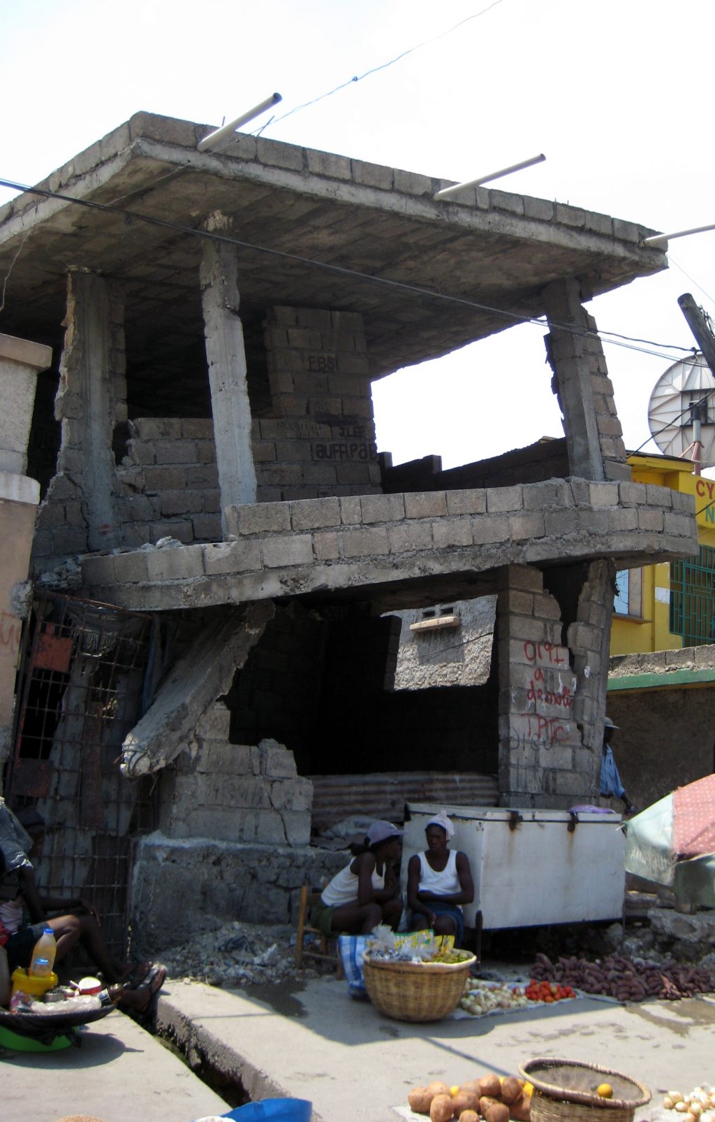 Dangerous Buildings – Disaster Analytics for Society Lab @NTU